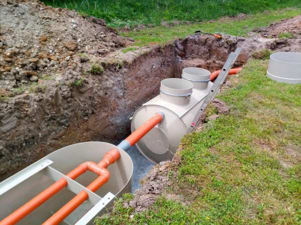 Jak velký septik pro 4 osoby k rodinnému domu? - Levné jímky